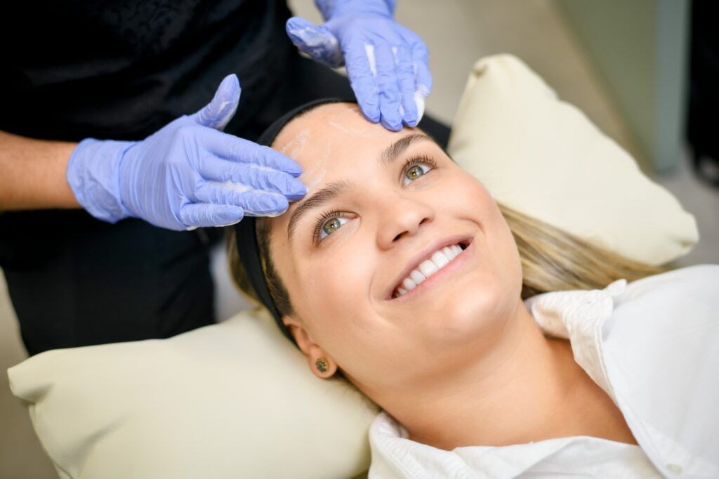 Faciales mensuales: más que un lujo, una inversión en la salud de la ...